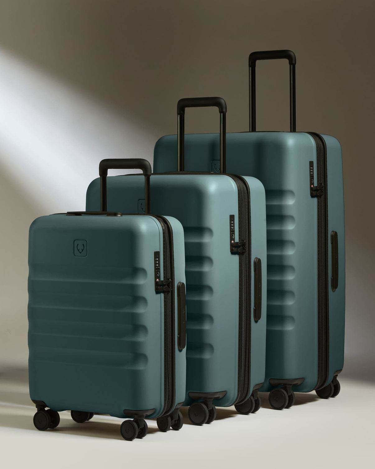 Suitcase Set in Blue - Icon Stripe | Lightweight & Hard Shell Suitcase ...